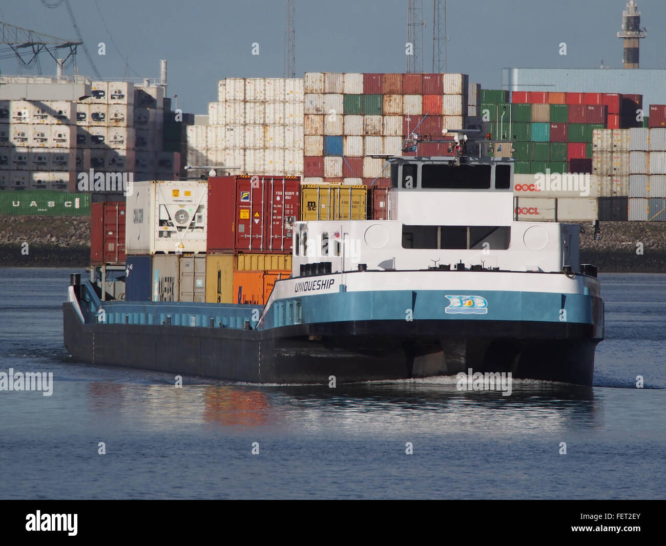 2003 eni 02326170 port of rotterdam pic3 hi-res stock photography and ...