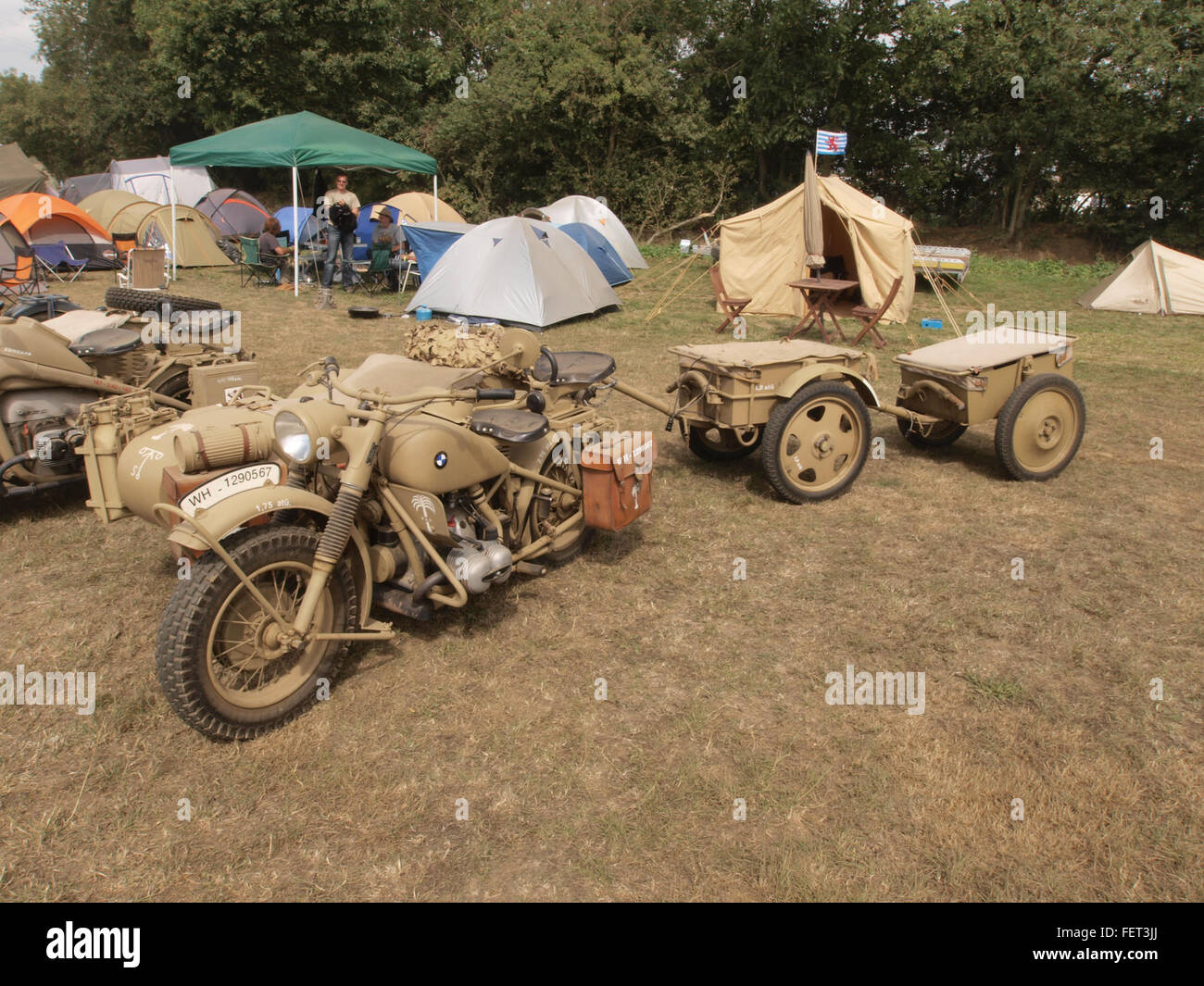 The WWII BMW motorcycle WH-1290567, complete with sidecar and two small ...
