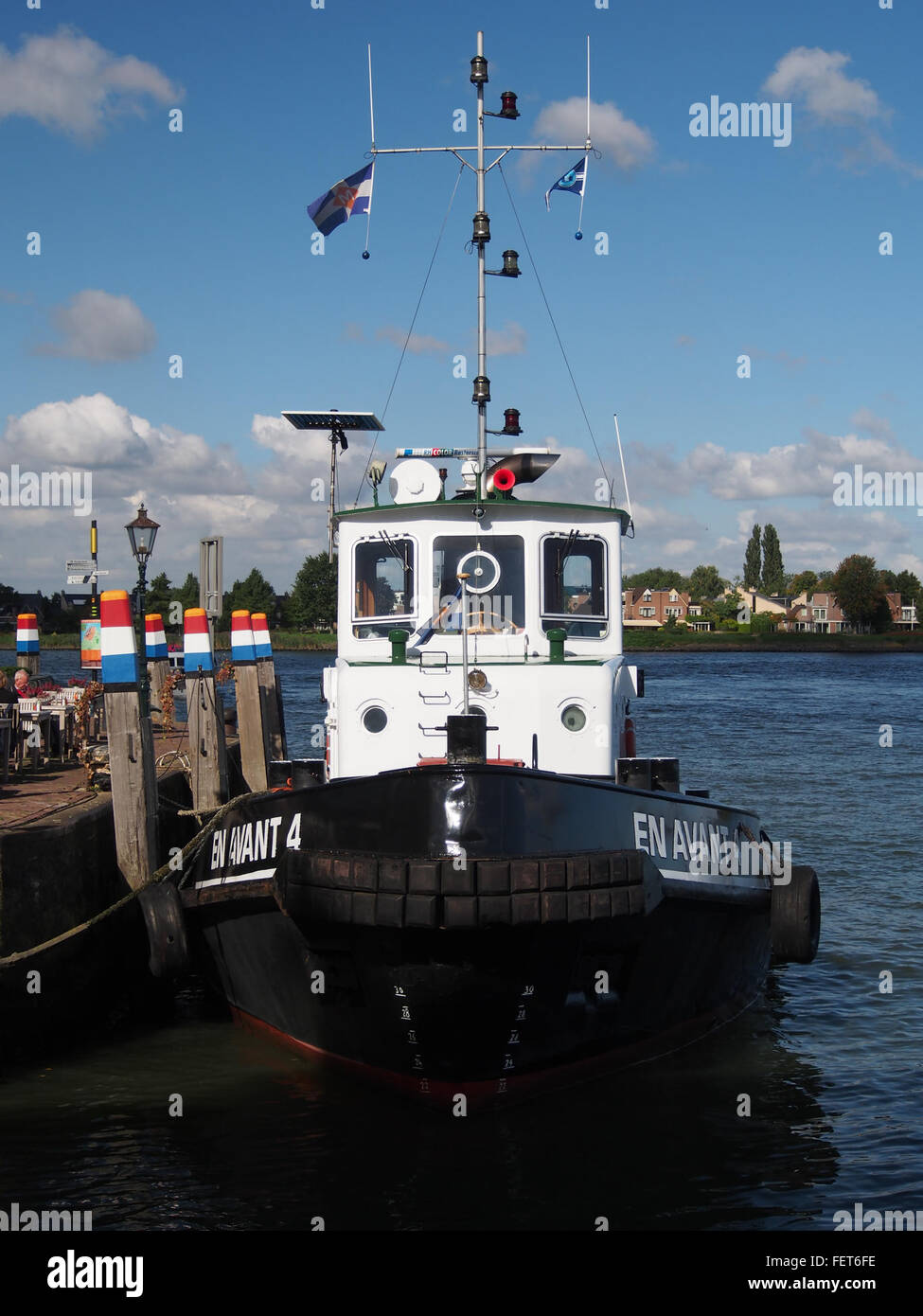 The En Avant 4, a 1962-built vessel with ENI 02311302, is docked in ...