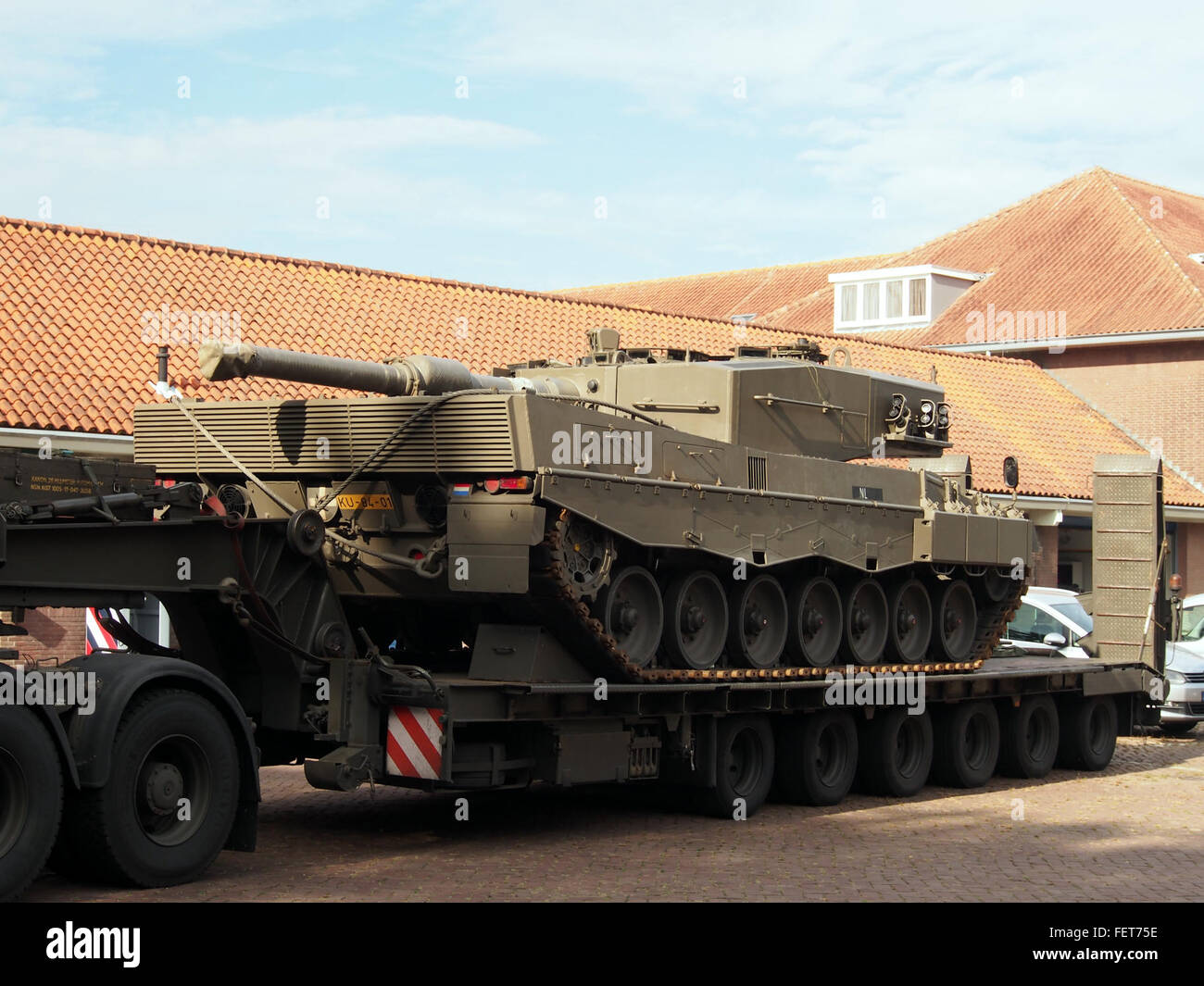 A Mercedes 2648 truck transports a Leopard 2A4 tank from the Dutch army ...