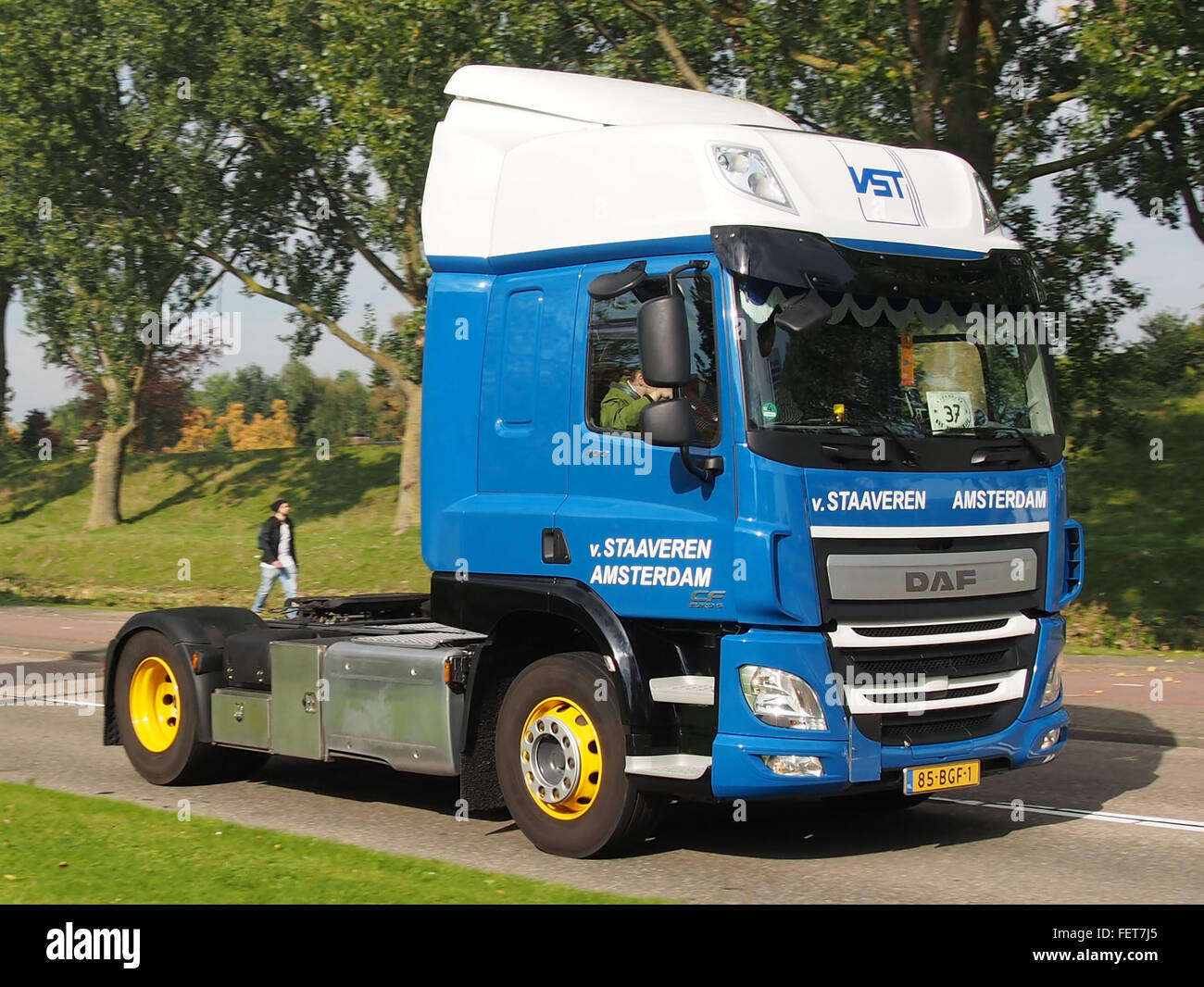 Truck van hi-res stock photography and images - Alamy