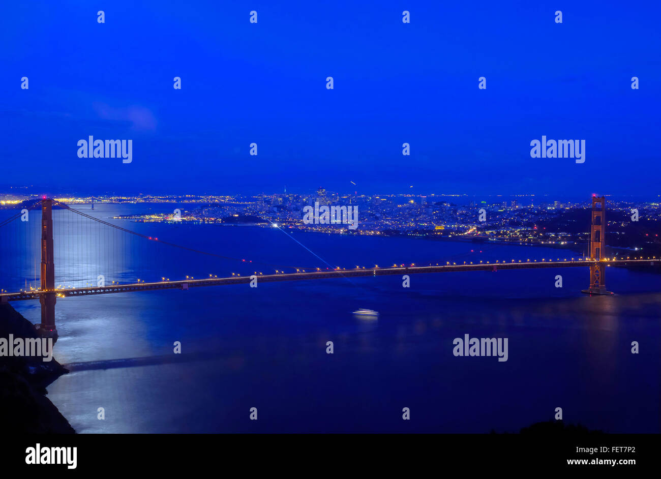 San Francisco, Calif, USA. 5th Oct, 2006. The moon reflects off the ...
