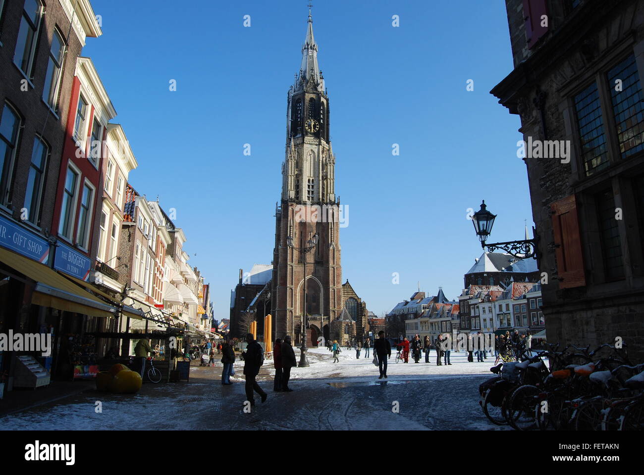 Delft, Netherlands - January 31: daily and snowy main square of Delft ...