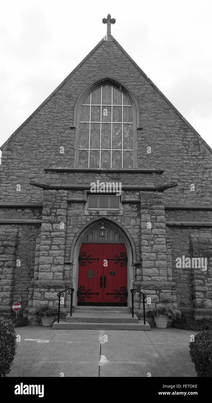 Historic church facade hi-res stock photography and images - Alamy