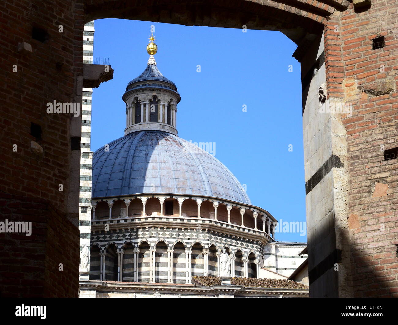 Brick dome hi-res stock photography and images - Alamy