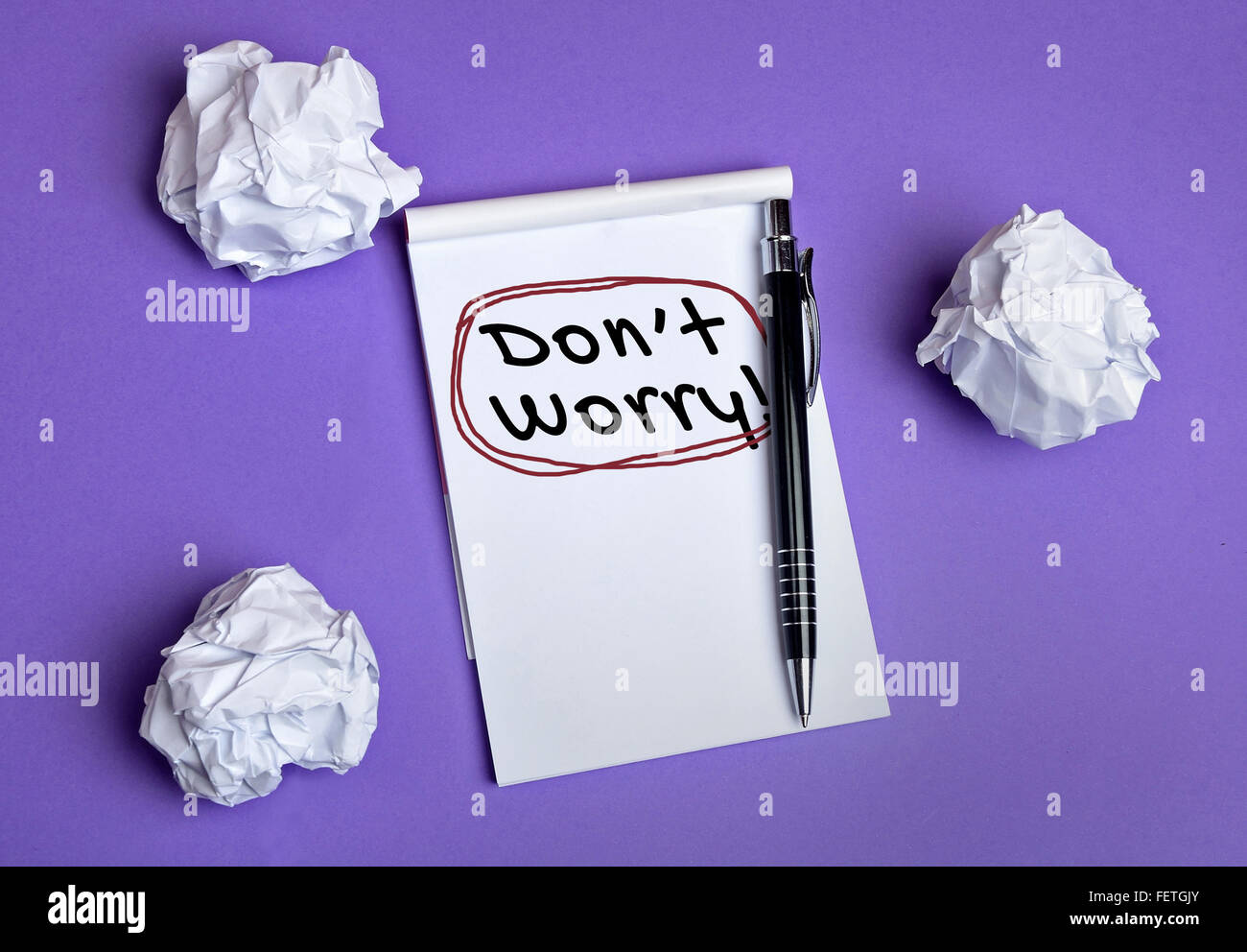 Don't worry word on notepad Stock Photo - Alamy