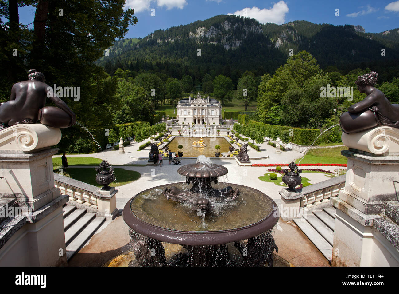 Palace gardens terrace hi-res stock photography and images - Alamy