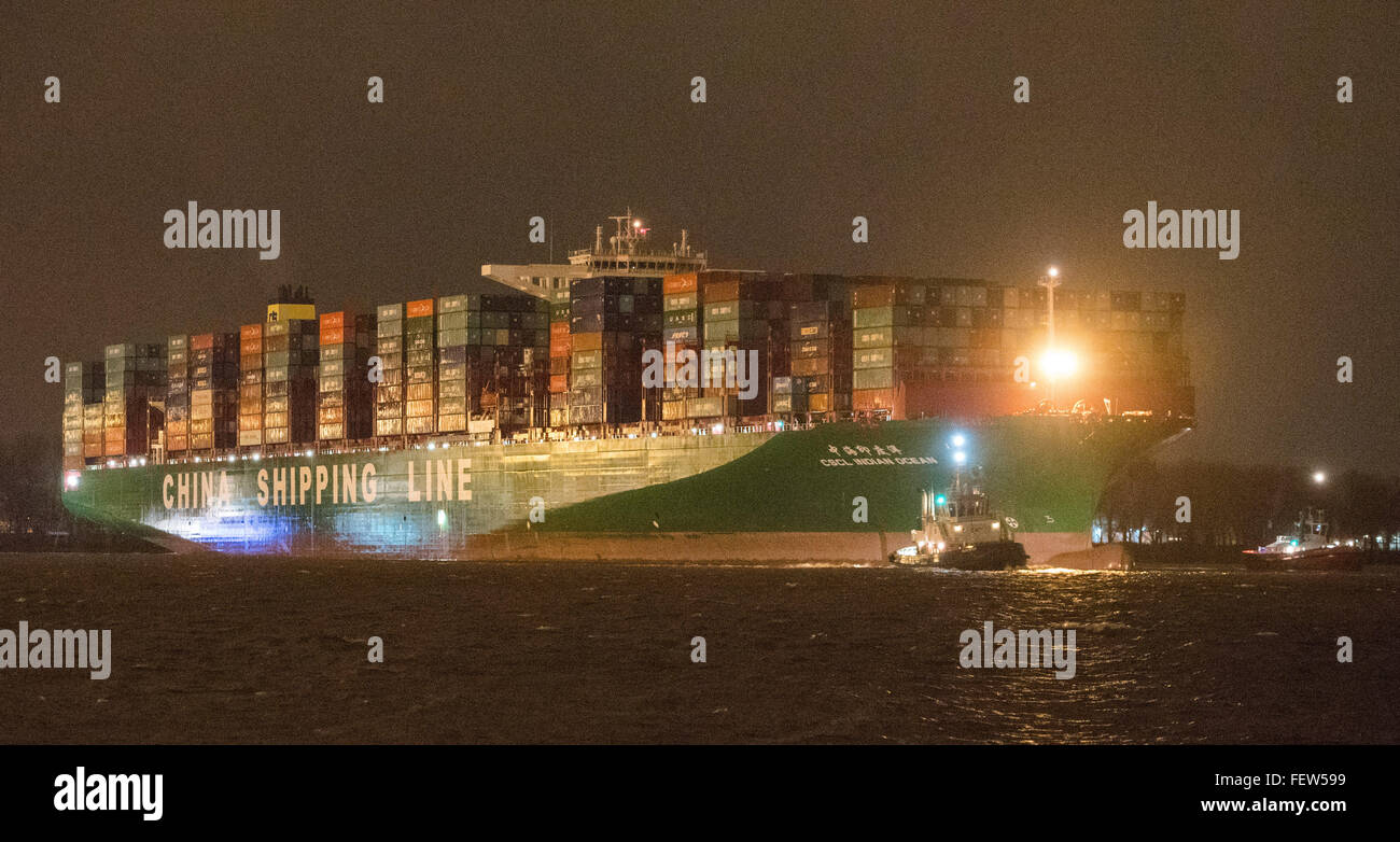 Hamburg, Germany. 9th February, 2016. Container freighter 'Indian Ocean ...
