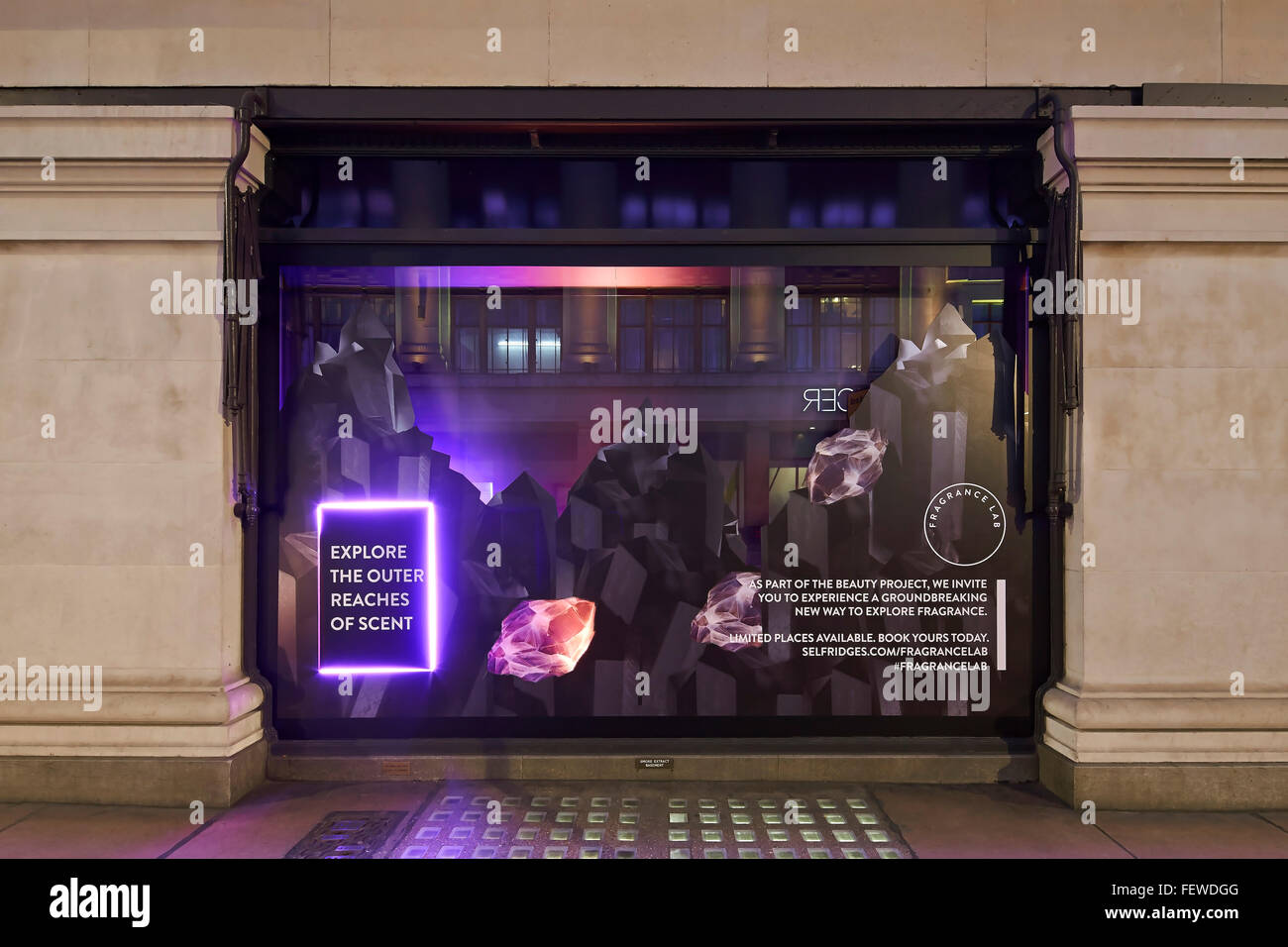 London selfridges oxford street hi-res stock photography and images - Alamy