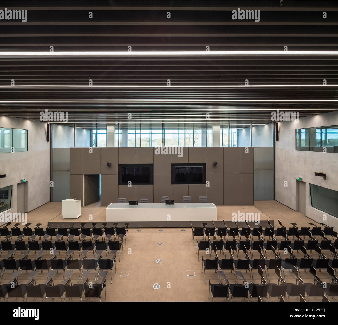 Icc court room hi-res stock photography and images - Alamy