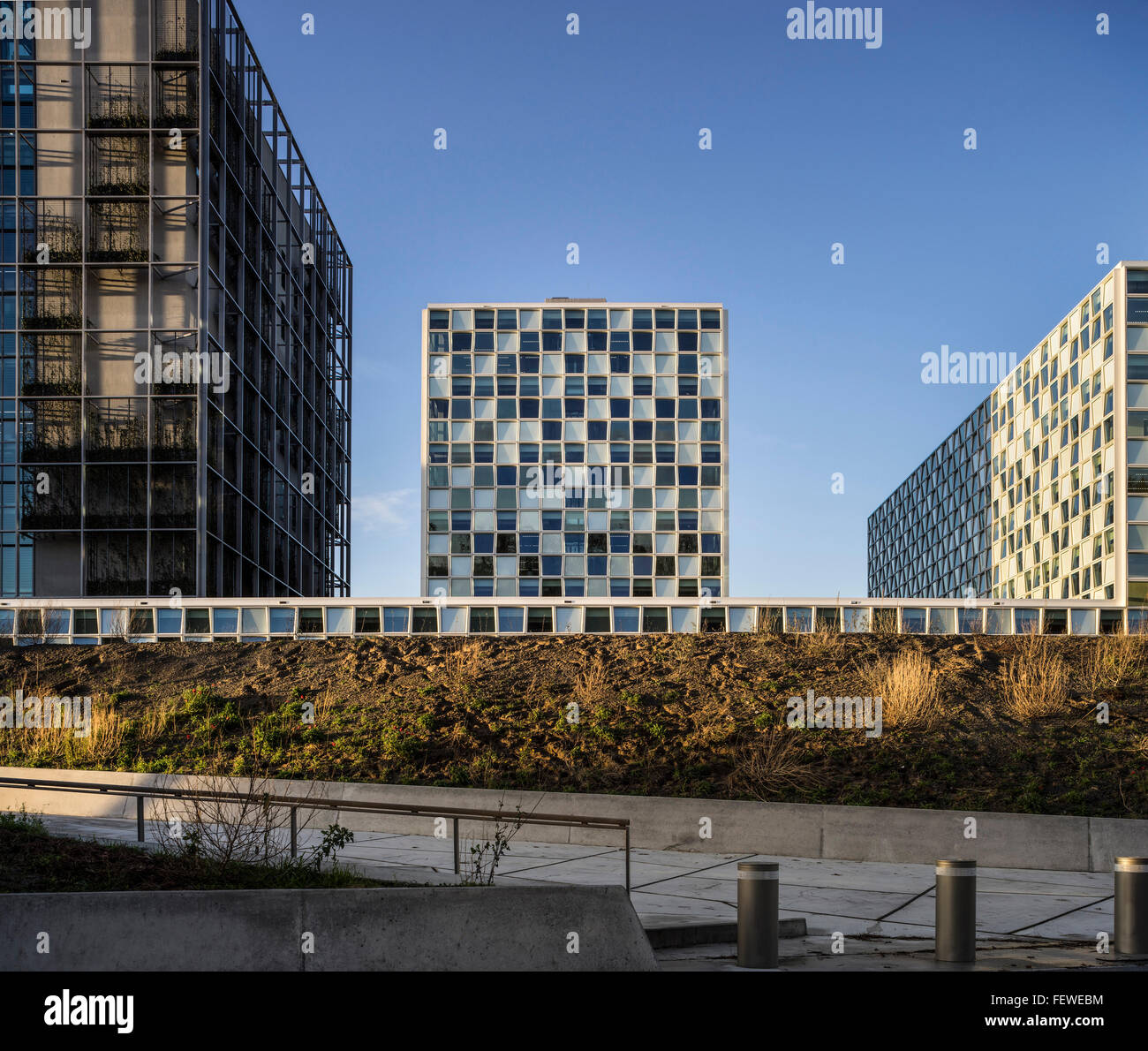 Detail of exterior landscaping in approach area. International Criminal ...