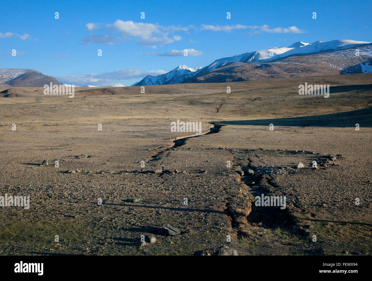 Earthquake crack in the mountains Stock Photo - Alamy