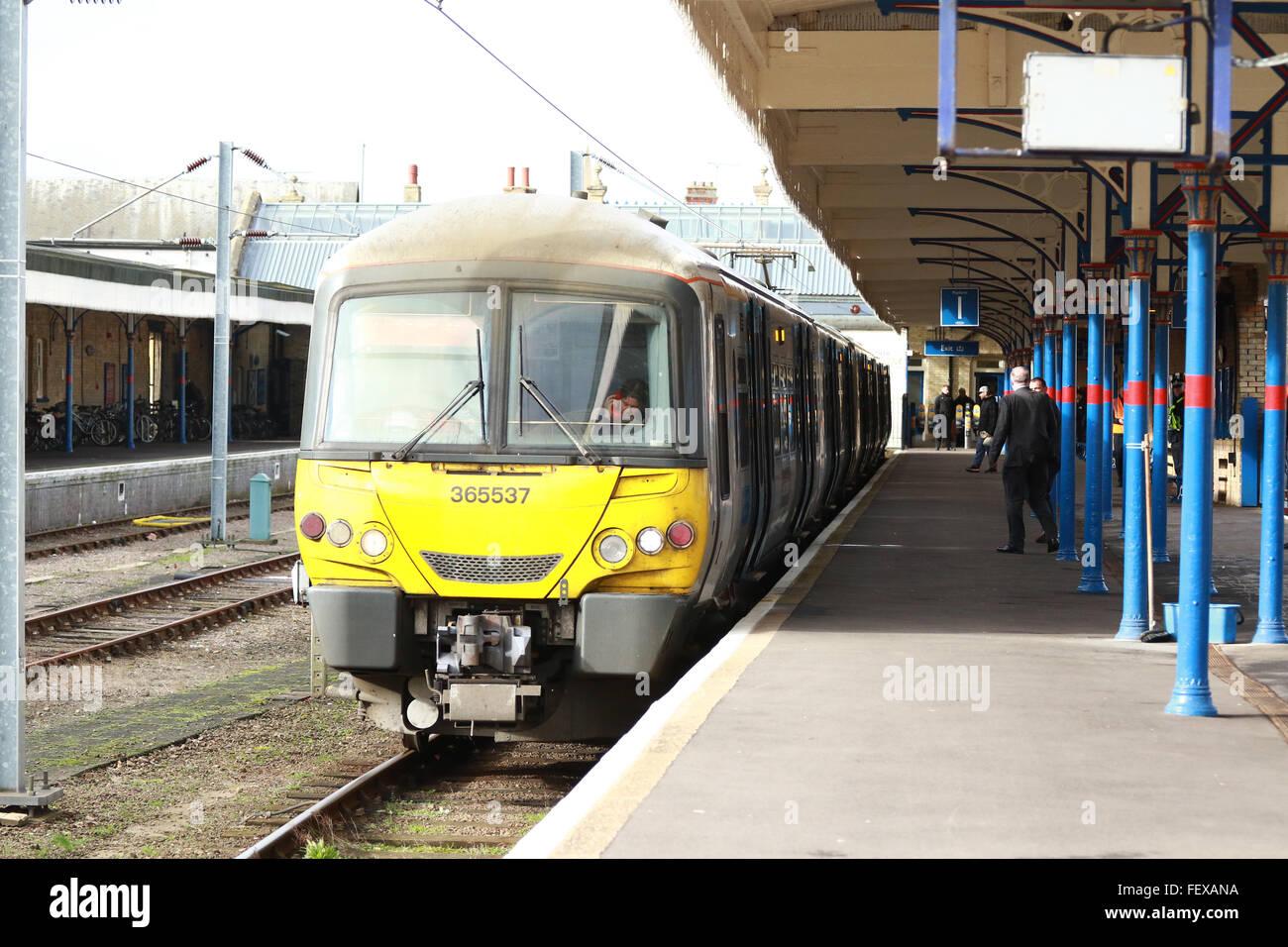 Queen elizabeth train driver hi-res stock photography and images - Alamy