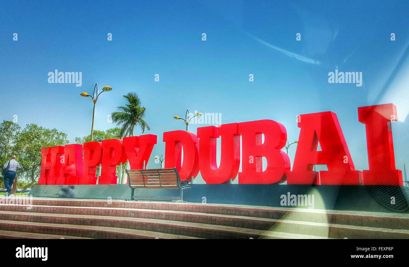 Dubai Street Sign Stock Photos & Dubai Street Sign Stock Images - Alamy