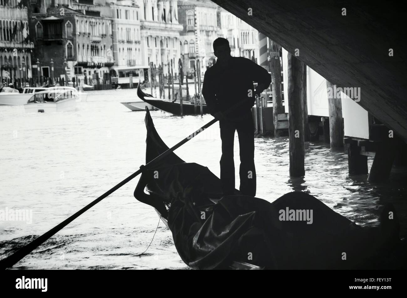 Man Rowing Traditional Boat High Resolution Stock Photography and ...