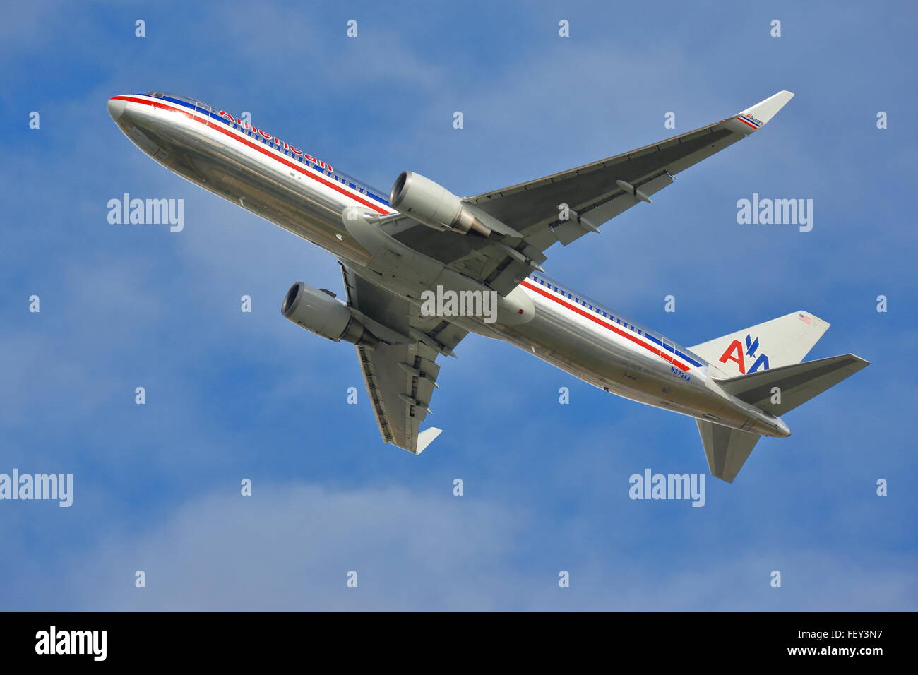 American Airlines Boeing 767-300ER N373AA departing from London ...
