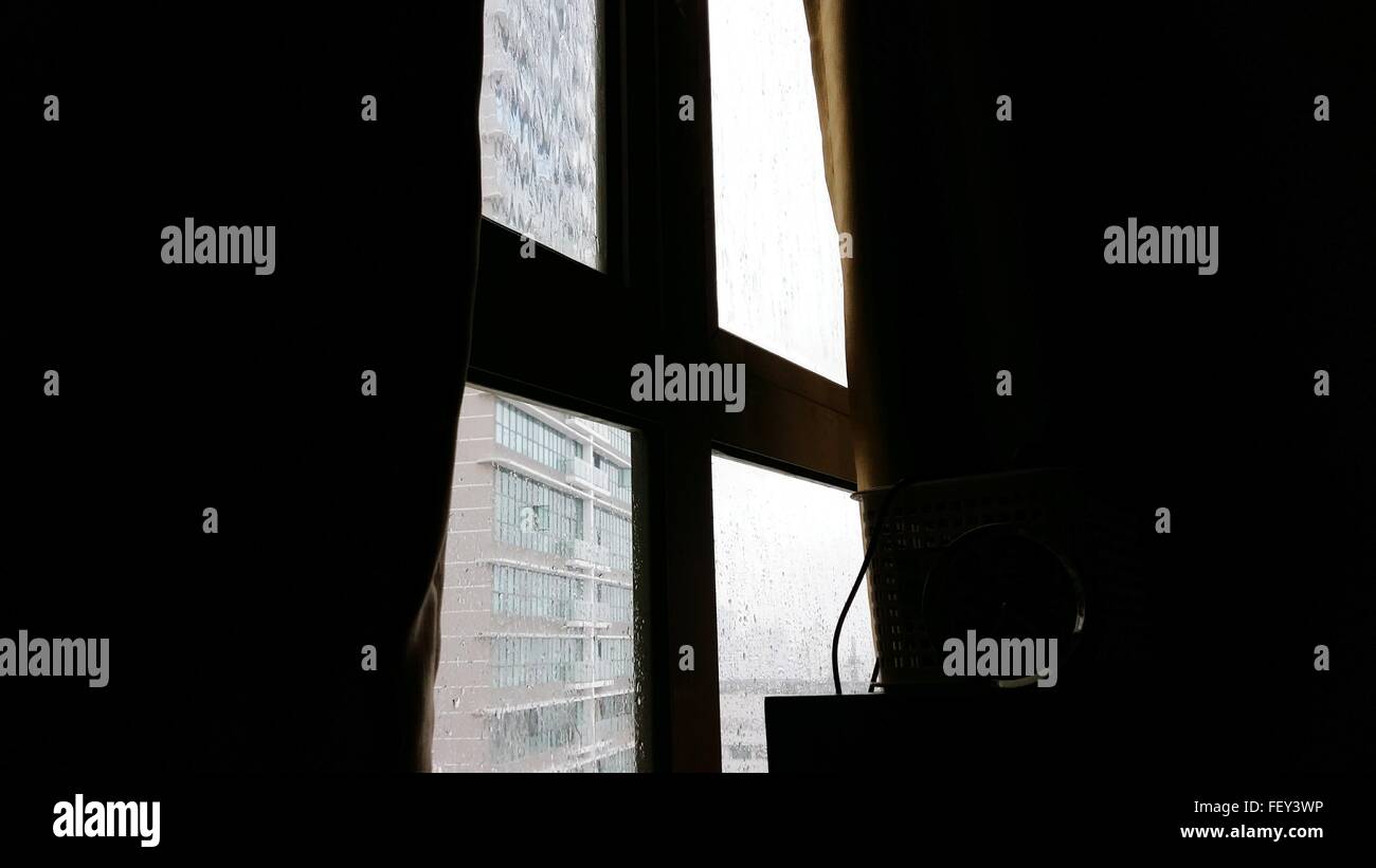 Looking through rainy window hi-res stock photography and images - Alamy