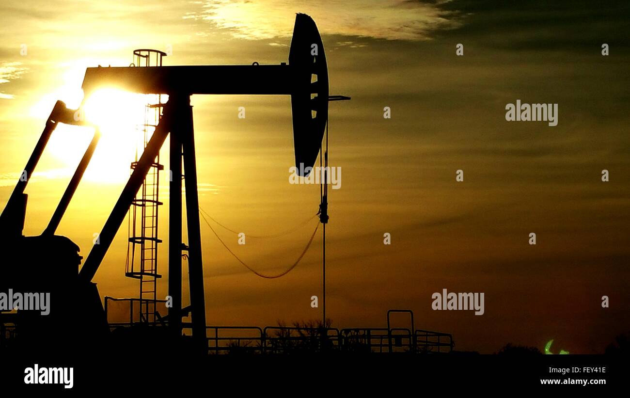 High Section Of Silhouette Built Structure At Sunset Stock Photo - Alamy