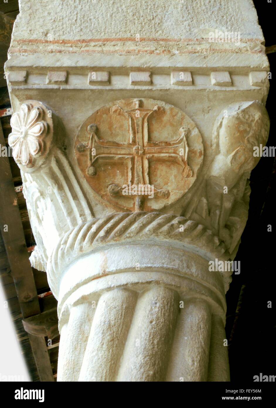 Column architectural hi-res stock photography and images - Alamy