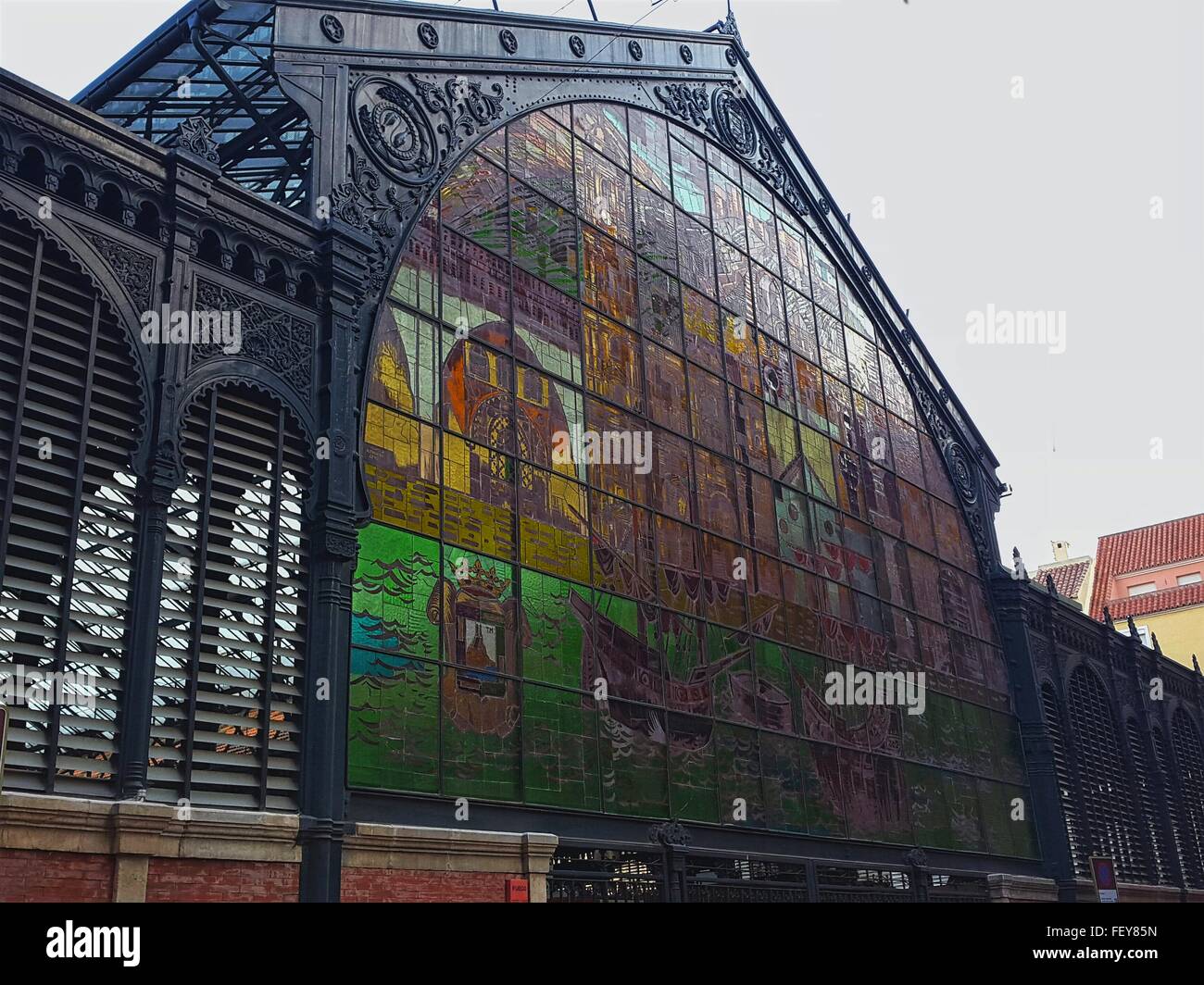 Giant window hi-res stock photography and images - Alamy