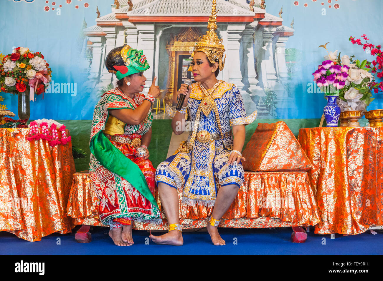 Thailand, Bangkok, Bangkok City Pillar Shrine, Traditional Thai Dancing ...