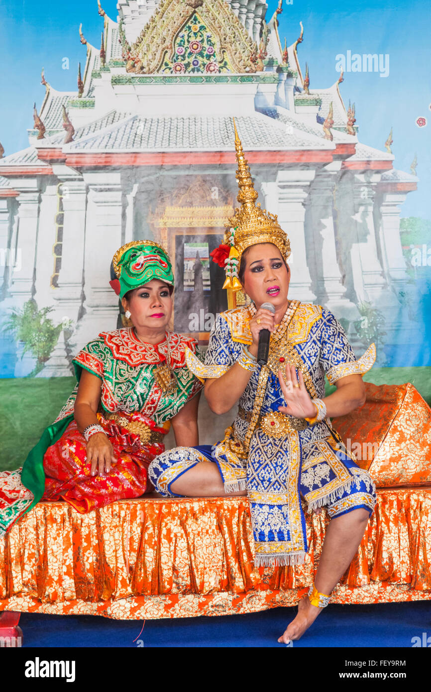 Thailand, Bangkok, Bangkok City Pillar Shrine, Traditional Thai Dancing Show Stock Photo - Alamy