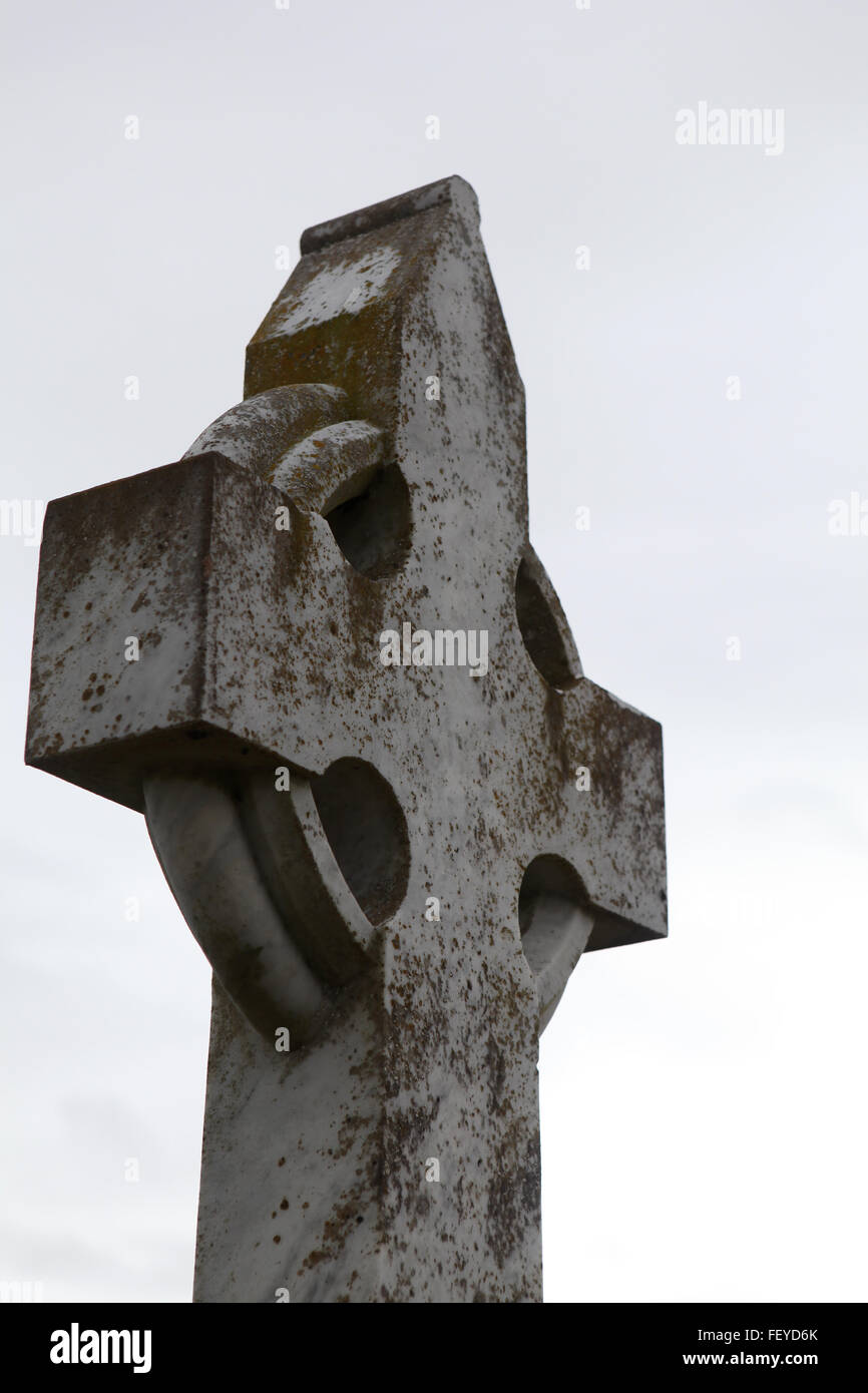 Irish Celtic handmade stone high cross Stock Photo - Alamy