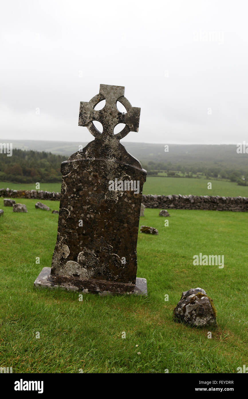 Irish Celtic handmade stone high cross Stock Photo - Alamy