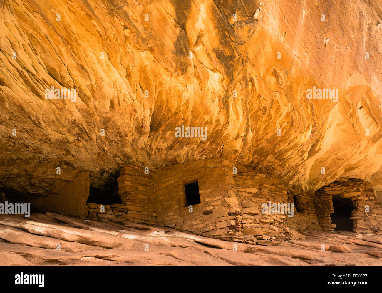 Ancient dwelling hi-res stock photography and images - Alamy