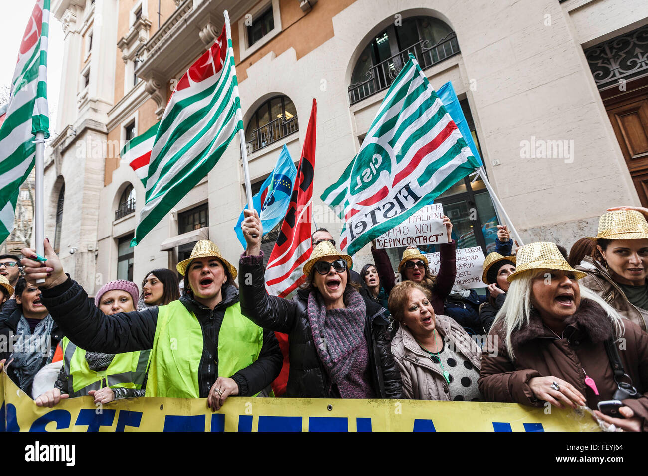 Poste italiane workers hi-res stock photography and images - Alamy