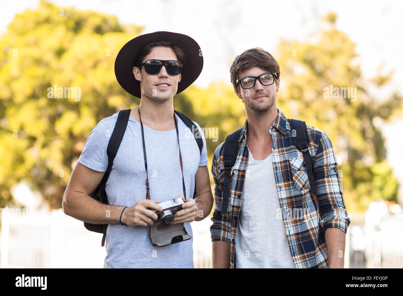 Photography camera holding hi-res stock photography and images - Alamy