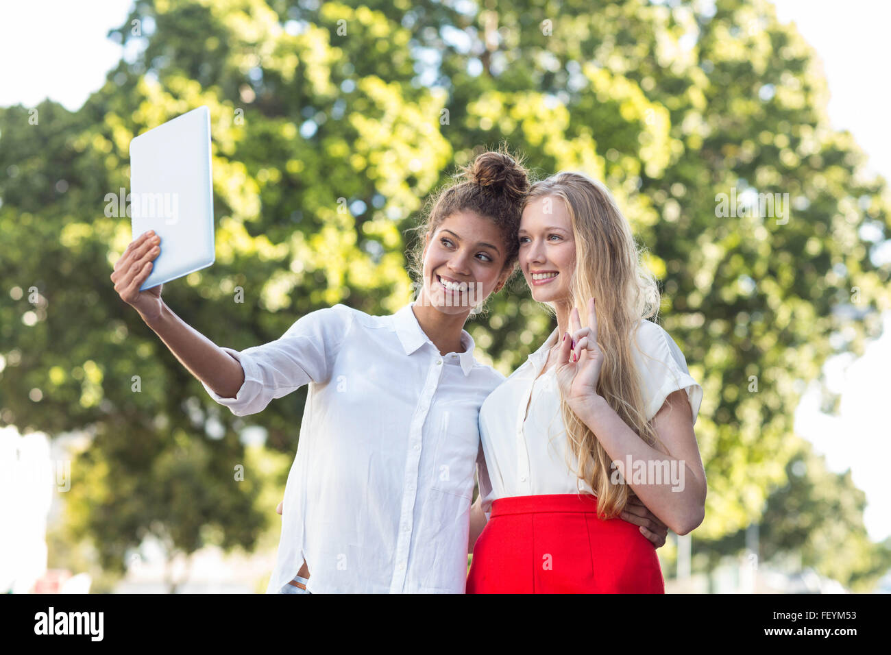 Summer selfies hi-res stock photography and images - Alamy