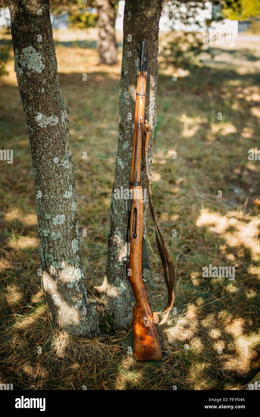 Soviet rifle hi-res stock photography and images - Alamy