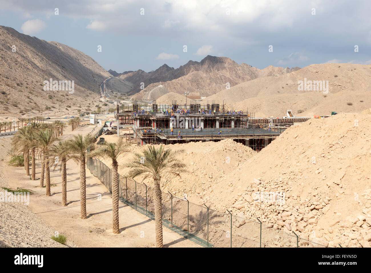 Construction site in Oman Stock Photo - Alamy