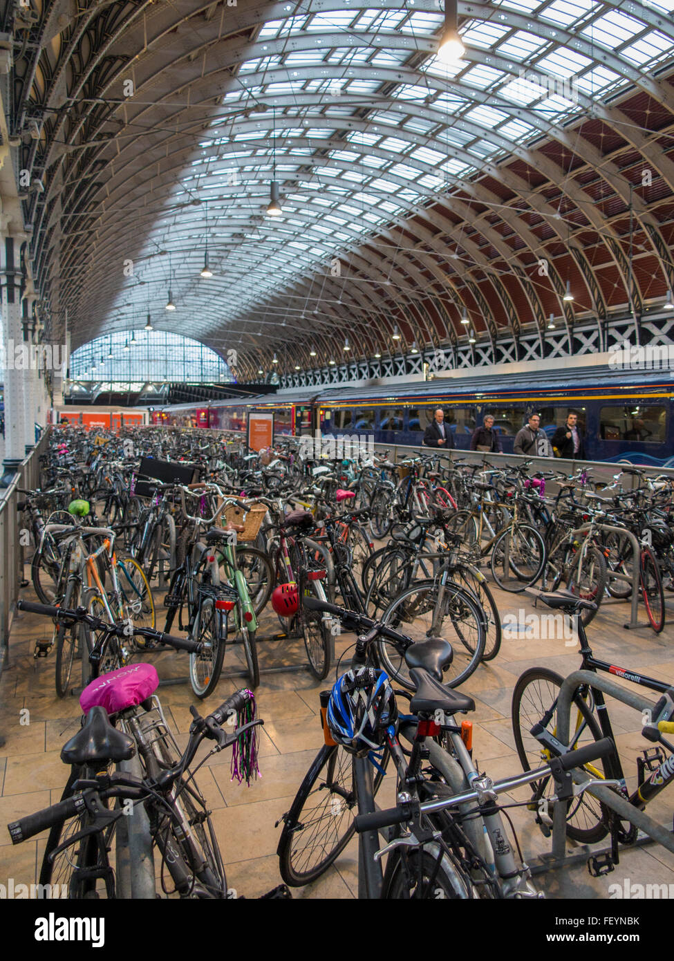 Bicycle infrastructure london hi-res stock photography and images - Alamy