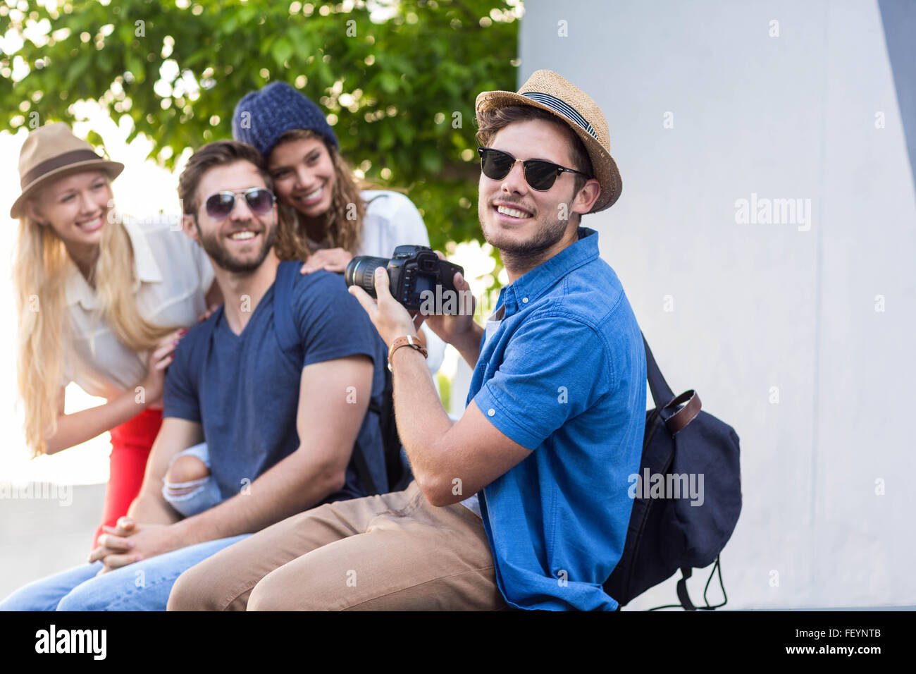 Taking pictures of friends hi-res stock photography and images - Alamy