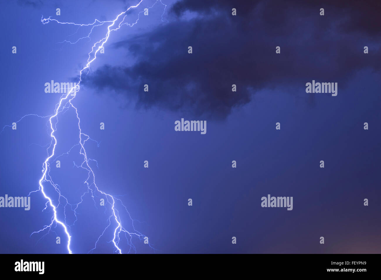 Thunder in clouds hi-res stock photography and images - Alamy