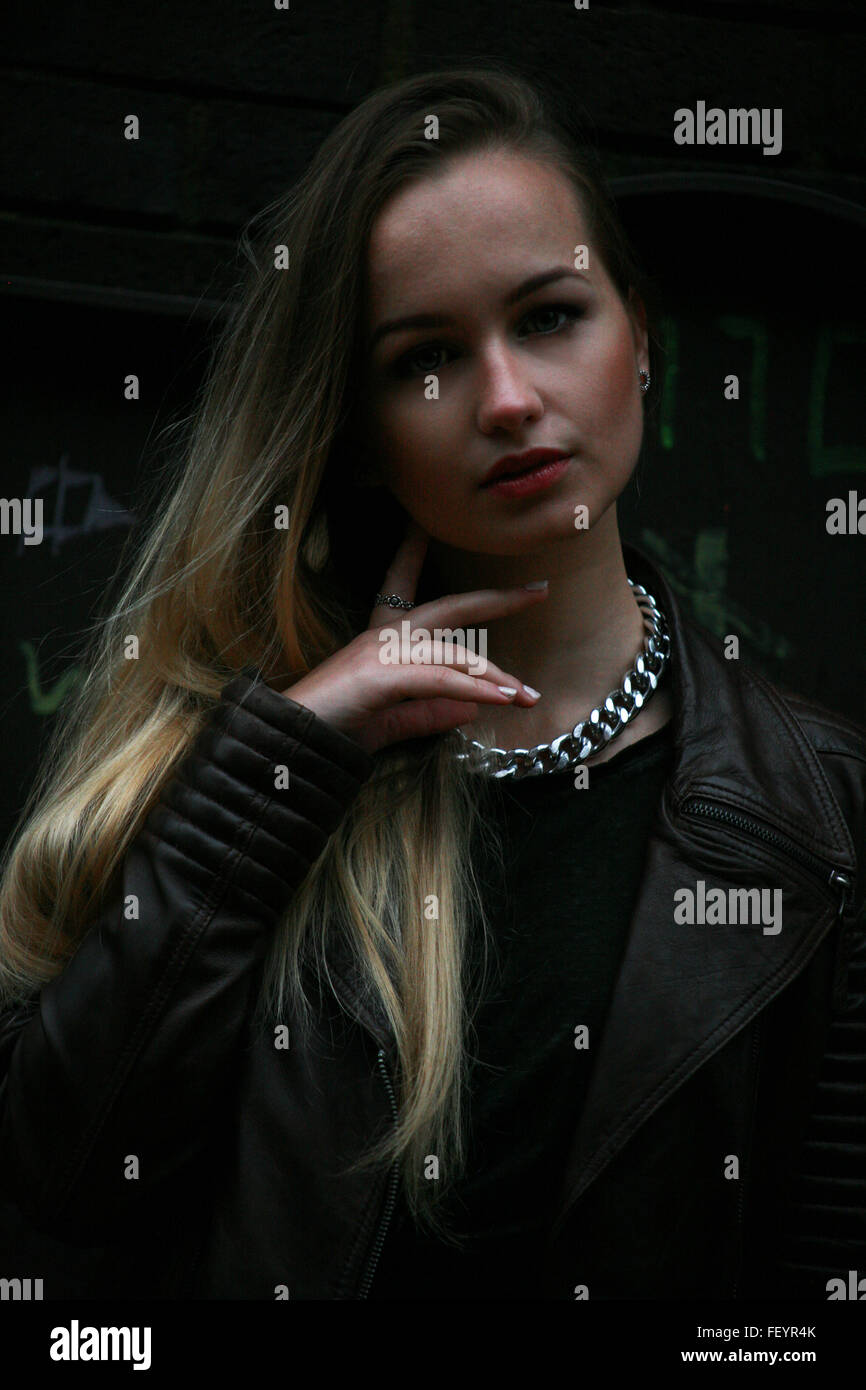 location shoot, urban urban fashion, color photography, pretty, women ...