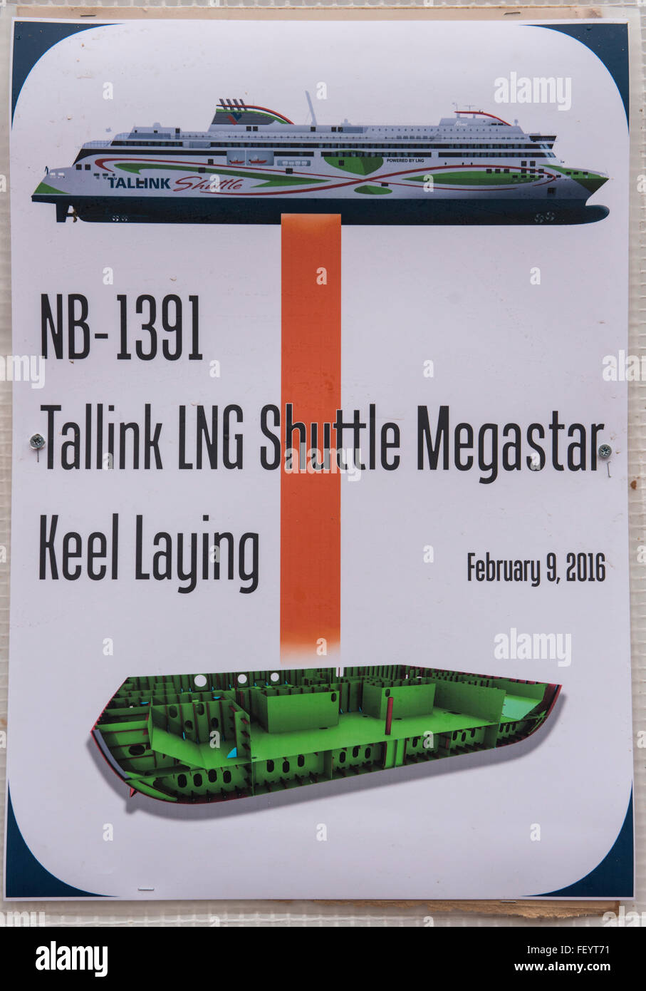 Lng vessel in shipyard hi-res stock photography and images - Alamy