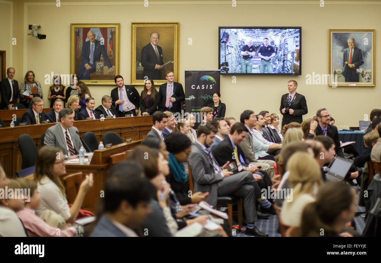 Committee on science space and technology hi-res stock photography and ...