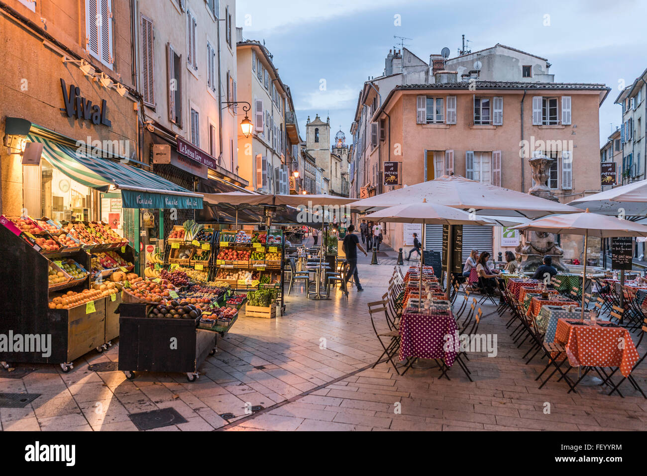 Rue des Tanneurs, Restaurants, Old city Center, Aix En Provence ...