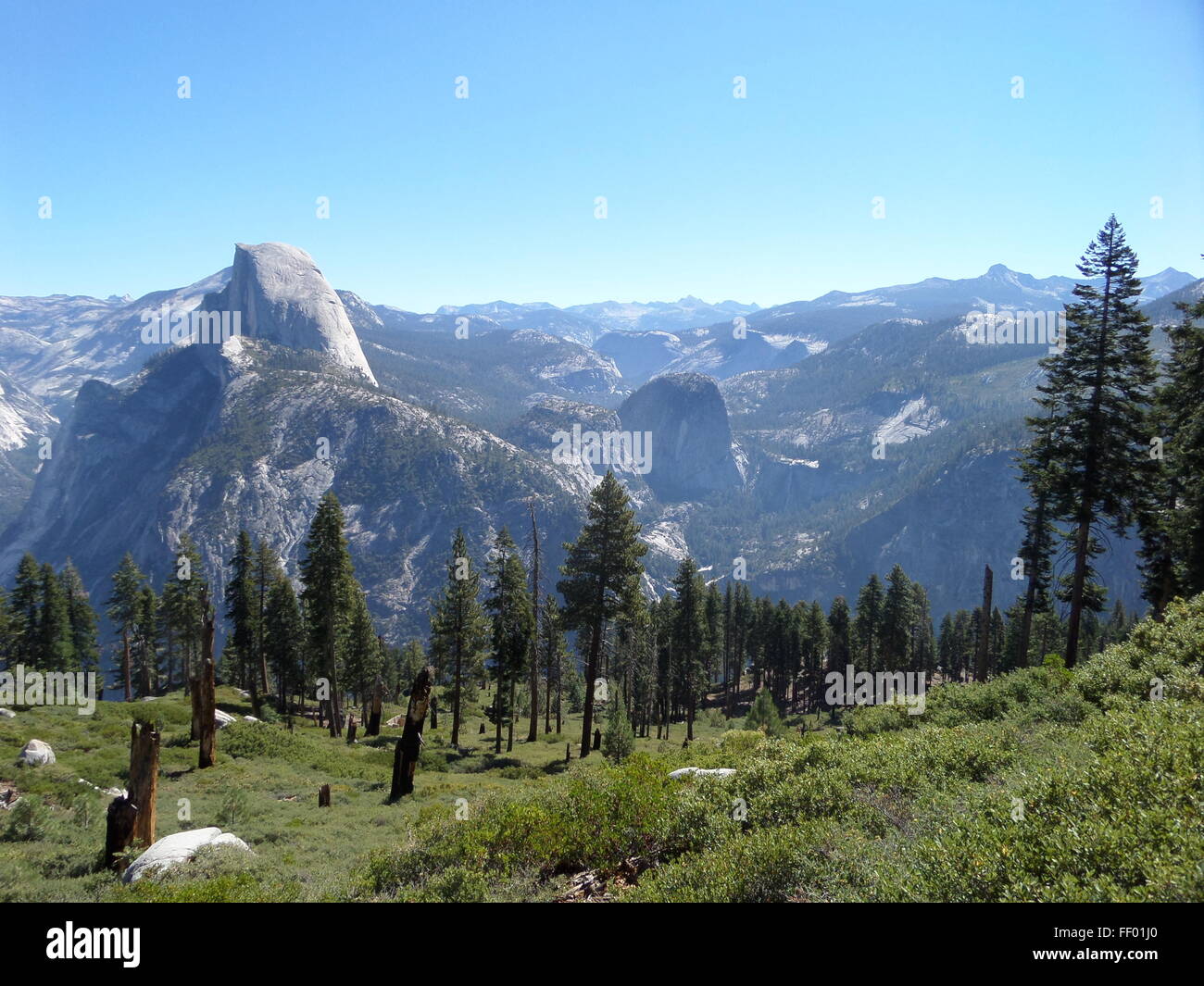 Half dome granite hi-res stock photography and images - Alamy