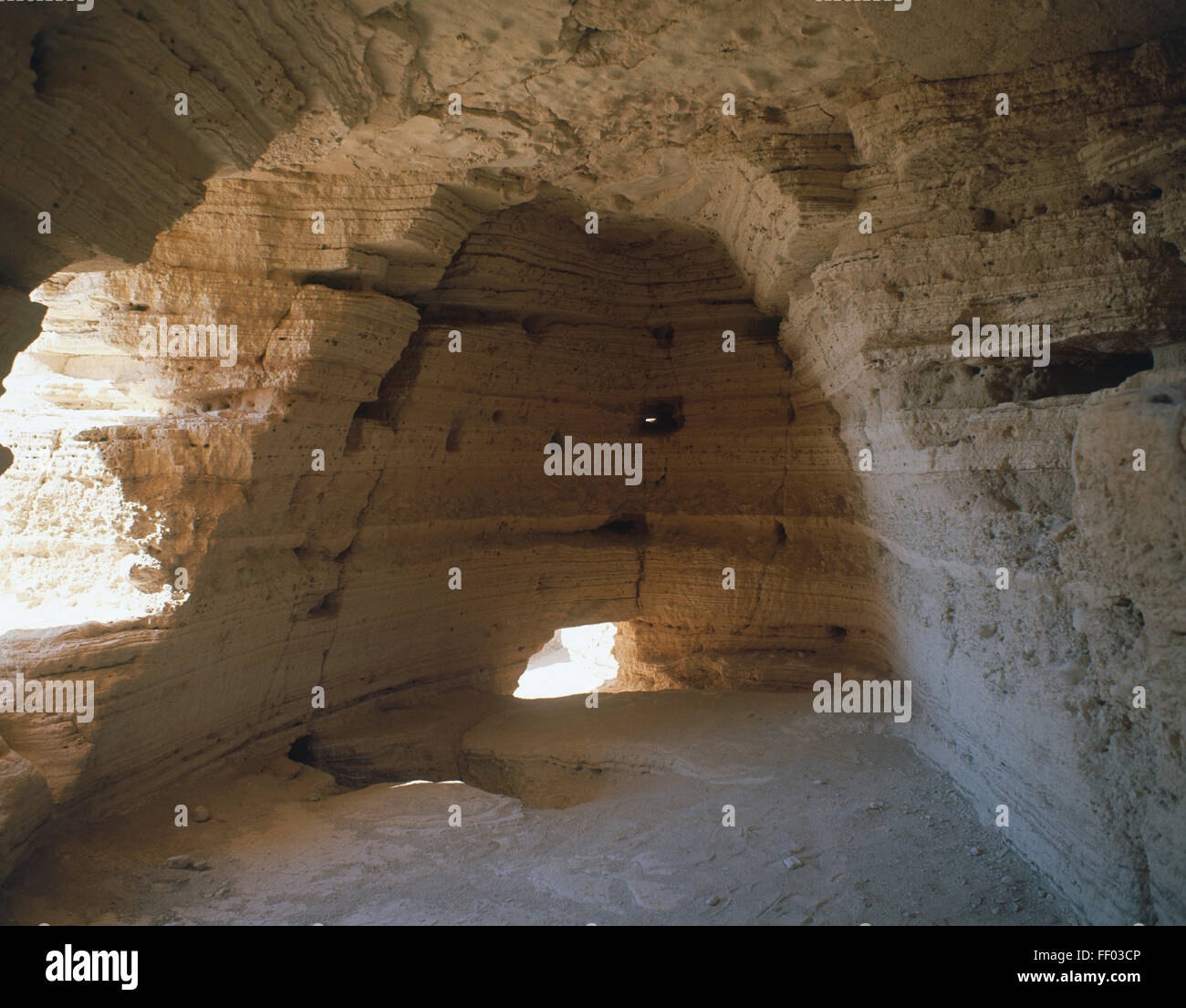Dead sea scrolls discovery hi-res stock photography and images - Alamy