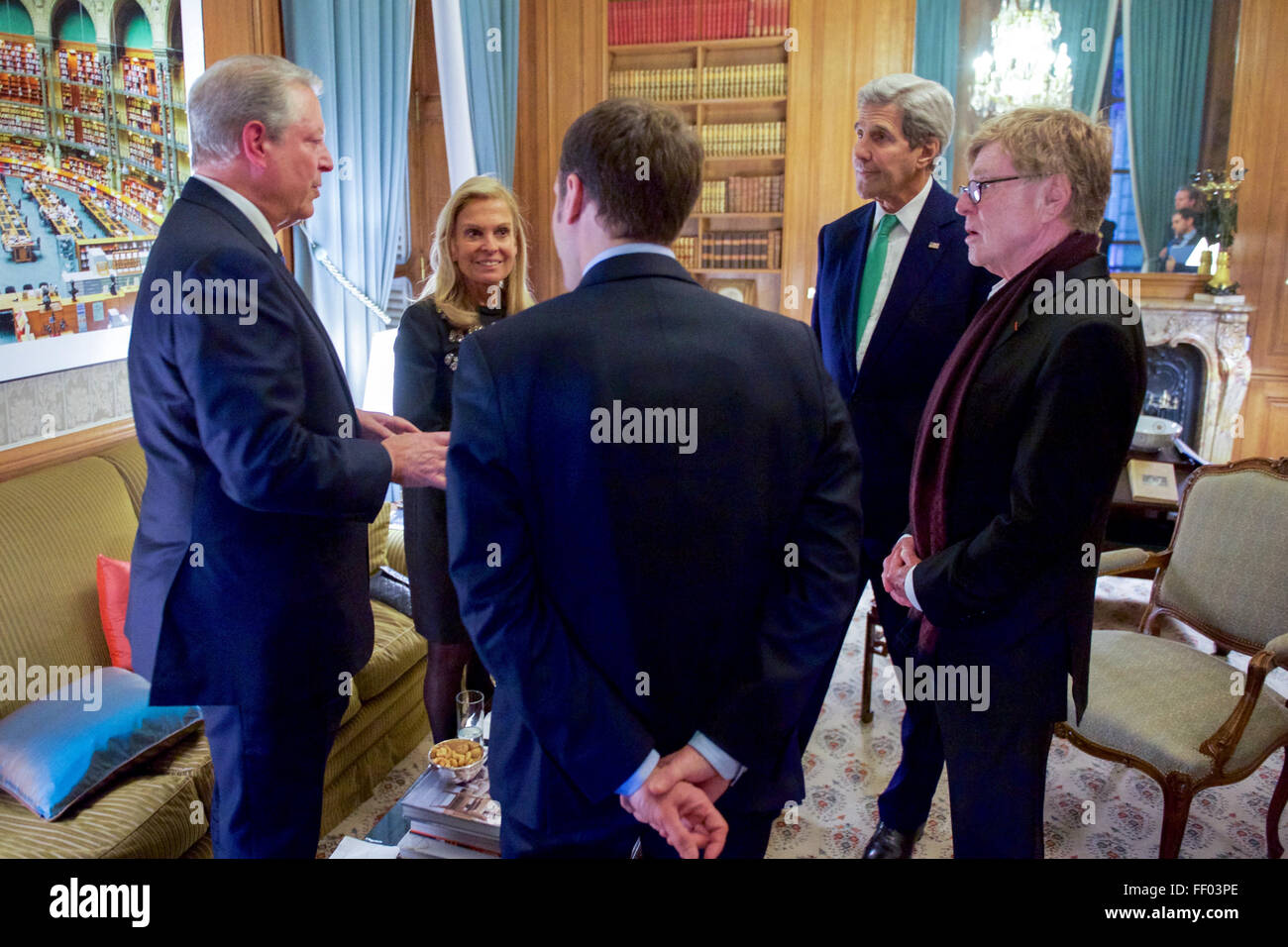 Secretary Kerry Speaks With Former Vice President Al Gore, Ambassador ...