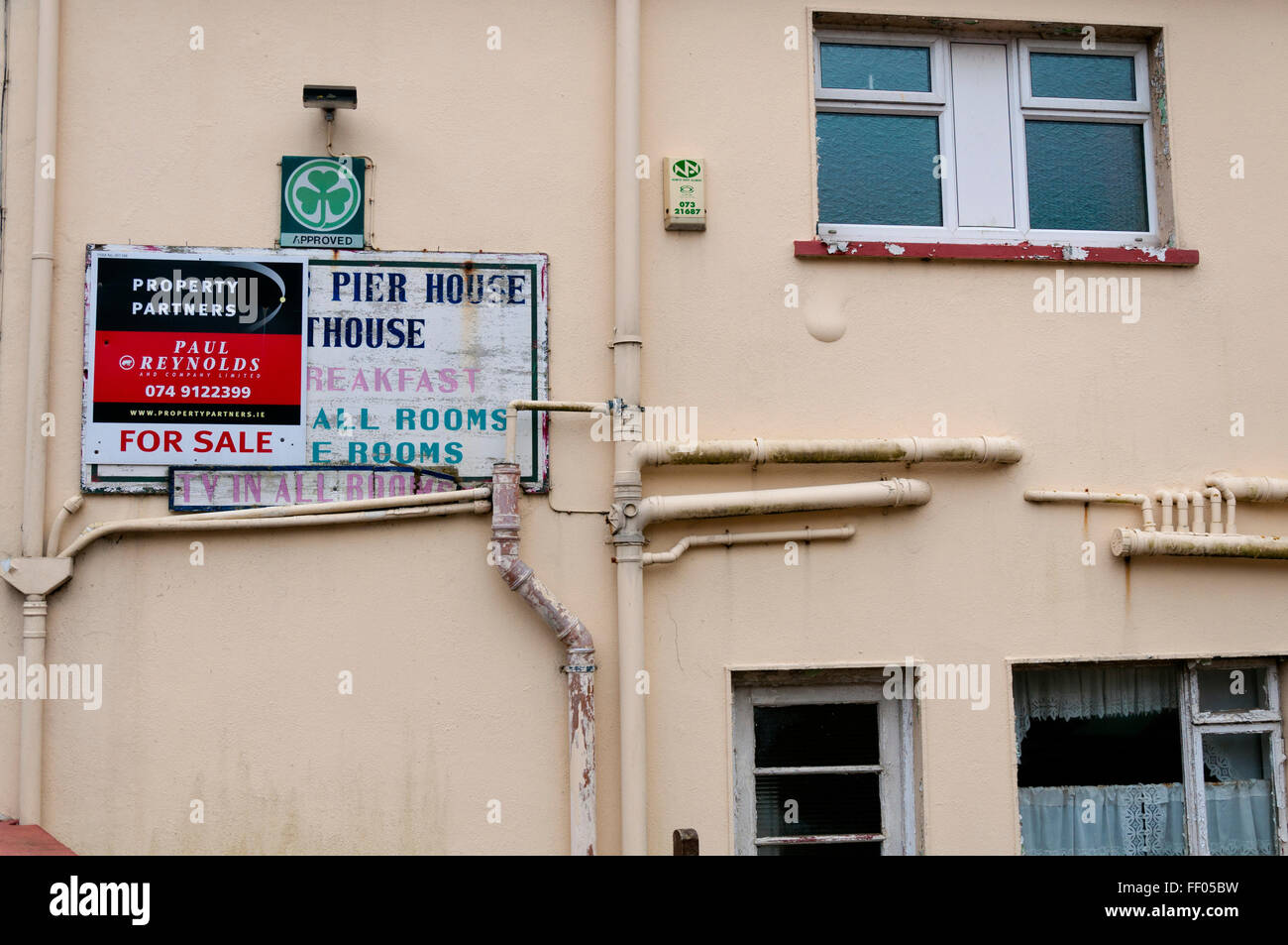Bed And Breakfast Sign High Resolution Stock Photography and Images - Alamy
