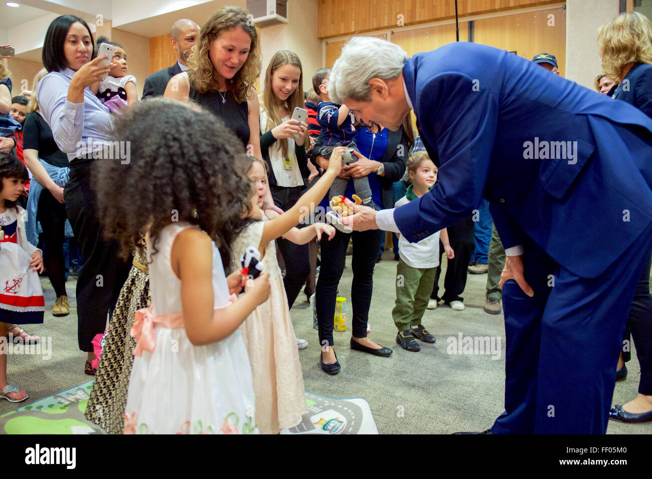 Secretary Kerry Greets Children of Embassy Workers at U.S. Embassy ...