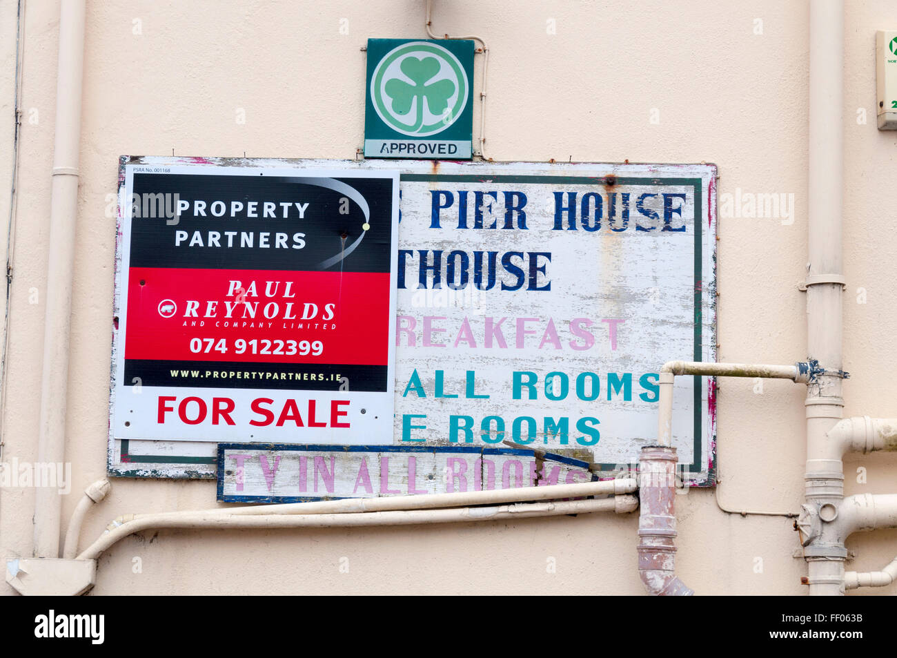 Forclosed hi-res stock photography and images - Alamy