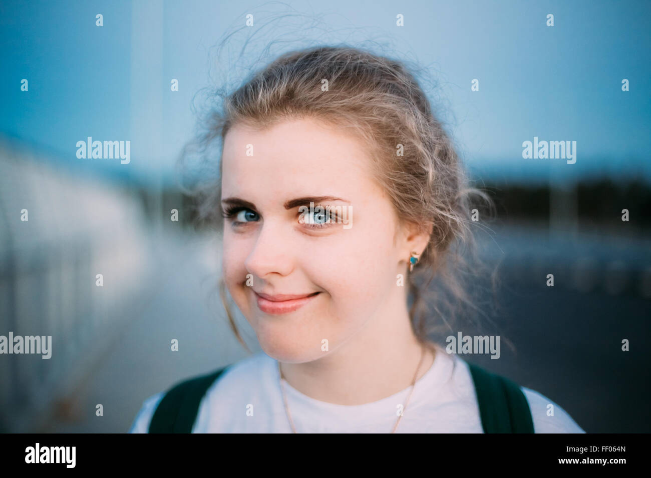 Outdoor portrait pretty plus size model hi-res stock photography and ...