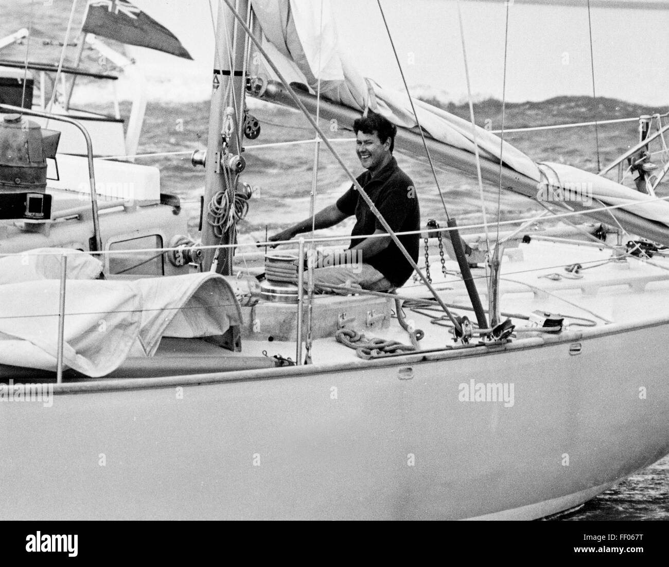 Solo yacht racing Black and White Stock Photos & Images - Alamy