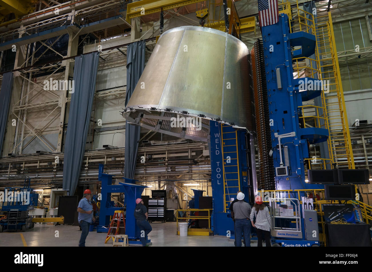 The test version of the Space Launch System (SLS) connection hardware ...